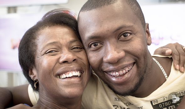 Lojas Colombo surpreende mães com ação Surpresas de Mãe | Lojas Colombo